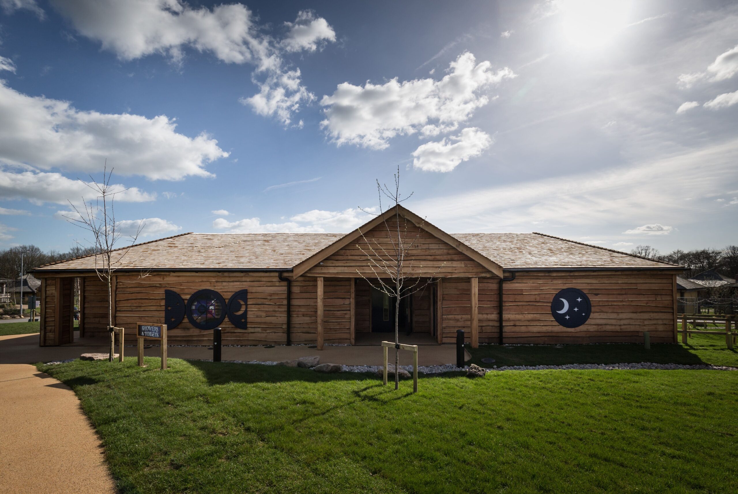 Alton Towers Facilities Block - Ellis Hillman Architects