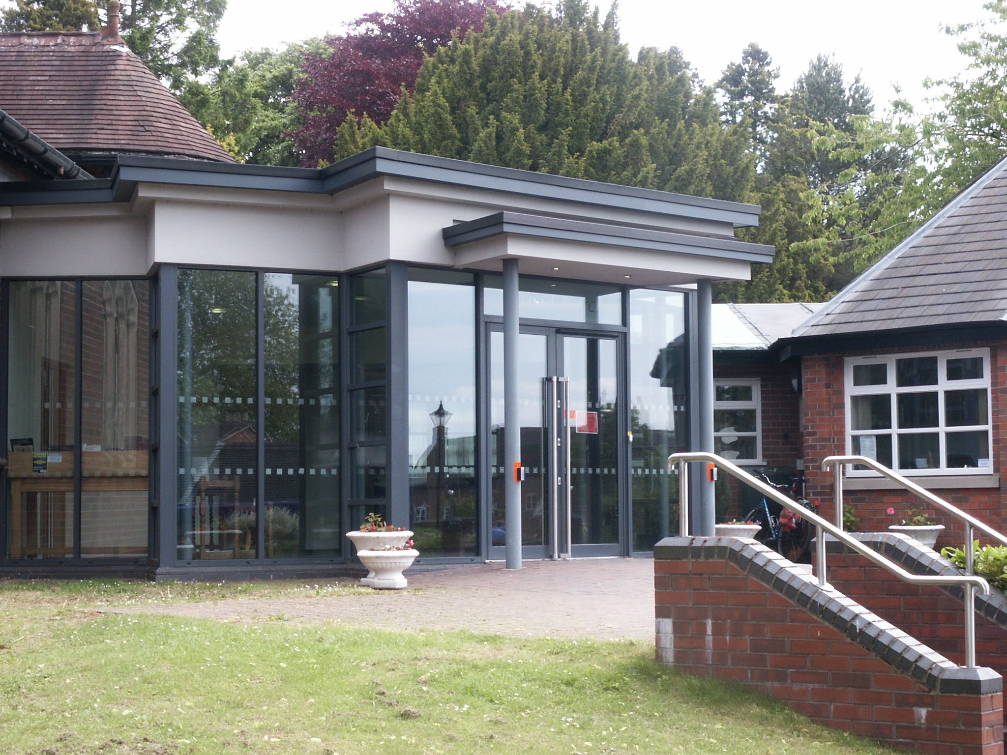 Church Entrance and Access, Stone - Ellis Hillman Architects